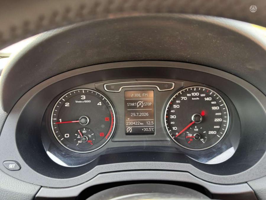 Melns Audi Q3 2013 Telšiai, ar dzinēja tilpumu 1.97 L un nobraukumu 230 tūkst. km par 9200 €, foto 28 vietnē AUTOMOTO.COM.LV