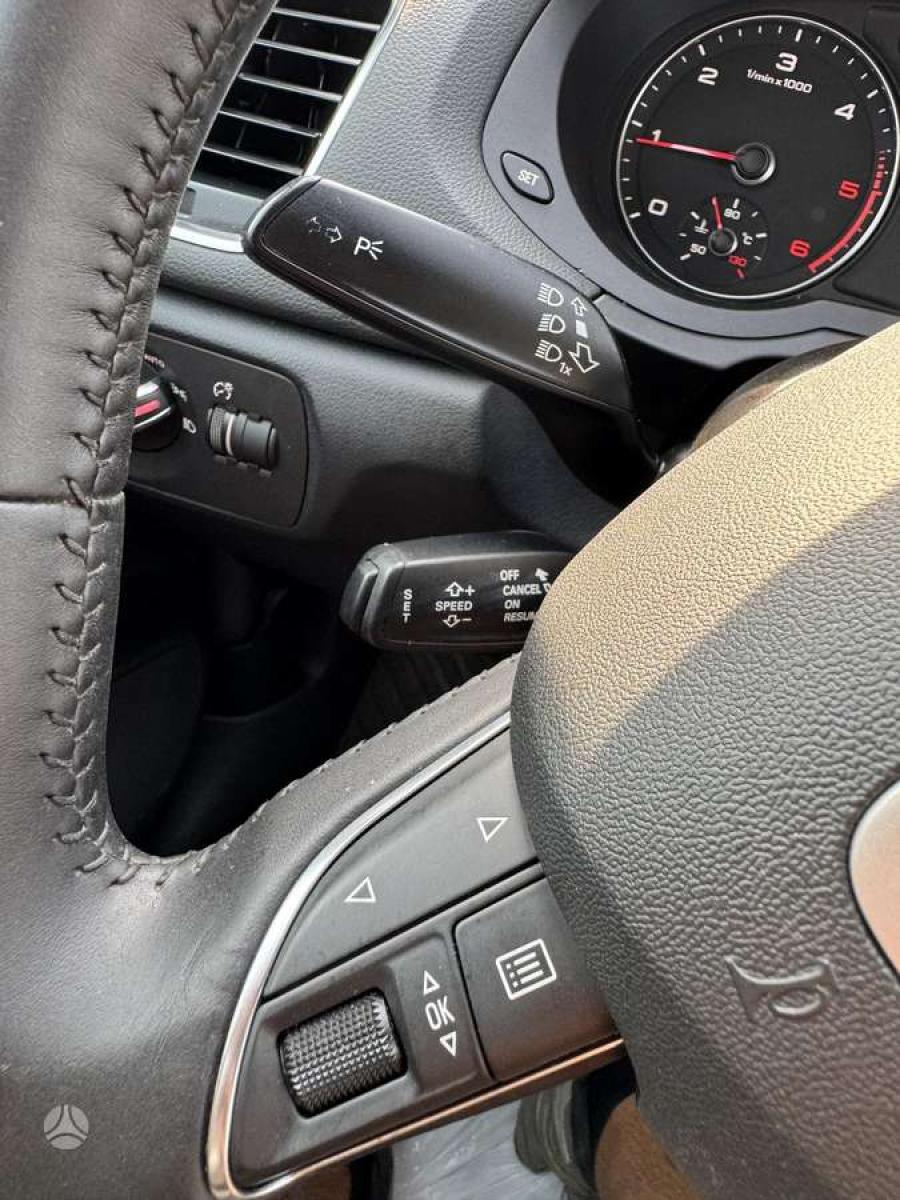 Melns Audi Q3 2013 Telšiai, ar dzinēja tilpumu 1.97 L un nobraukumu 230 tūkst. km par 9200 €, foto 29 vietnē AUTOMOTO.COM.LV