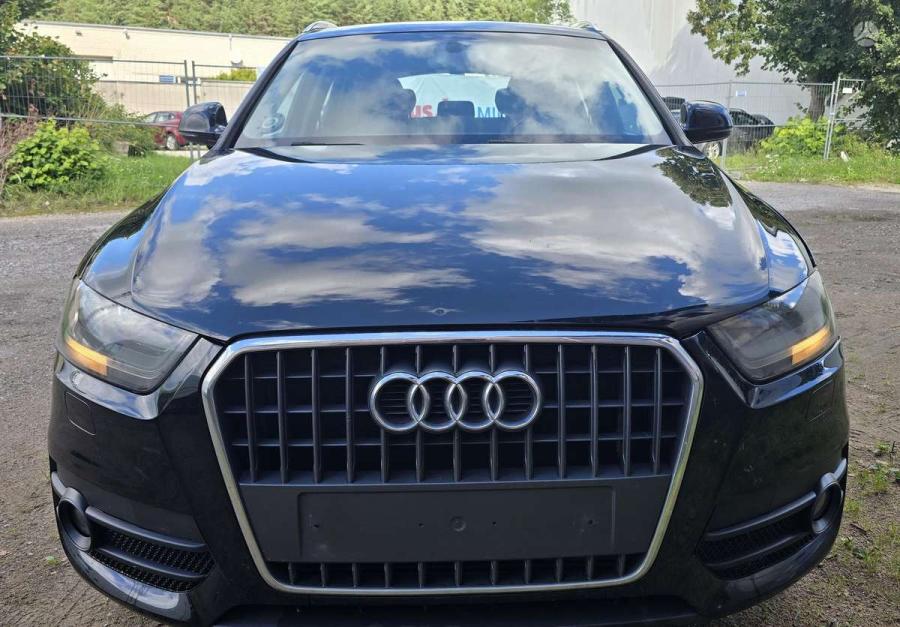Black Audi Q3 2013 in Kaunas, with an engine capacity of 1.97 L and mileage of 275 thousand km for 5650 €, photo 3 on AUTOMOTO.COM.LV