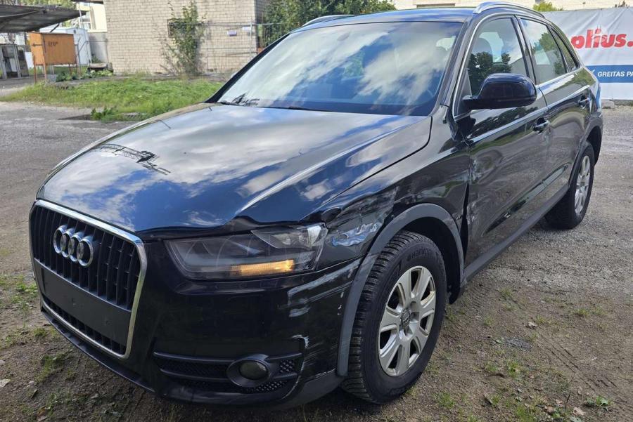 Black Audi Q3 2013 in Kaunas, with an engine capacity of 1.97 L and mileage of 275 thousand km for 5650 €, photo 4 on AUTOMOTO.COM.LV
