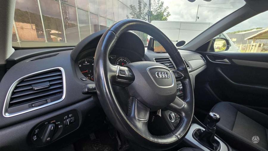 Black Audi Q3 2013 in Kaunas, with an engine capacity of 1.97 L and mileage of 275 thousand km for 5650 €, photo 10 on AUTOMOTO.COM.LV