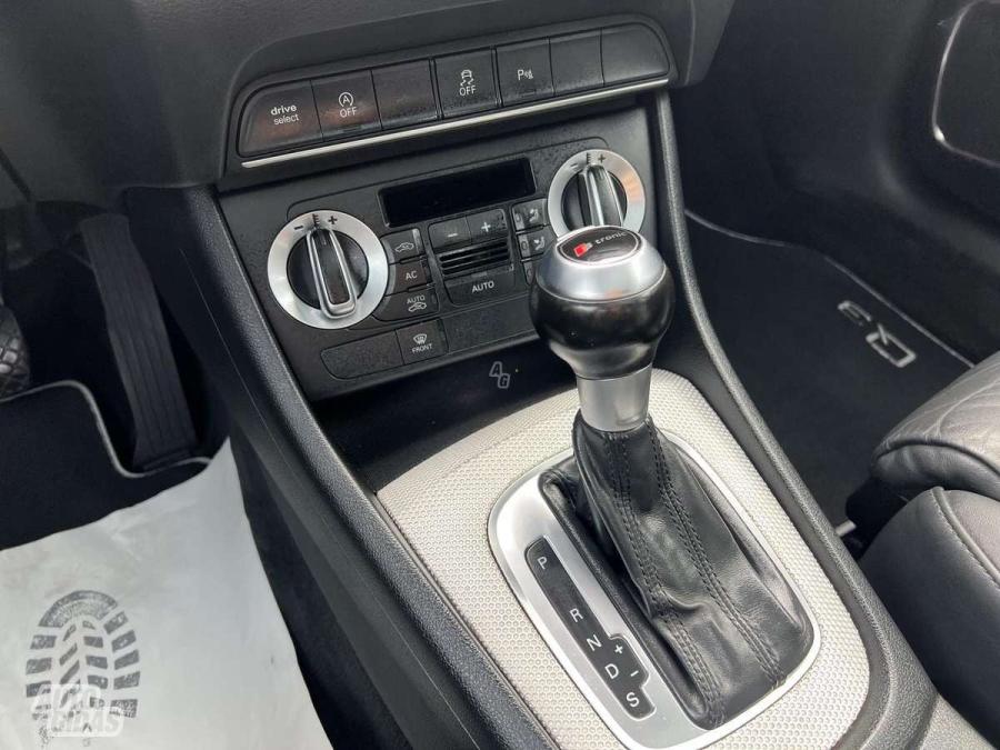 Melns Audi Q3 2013 Kauņa, ar dzinēja tilpumu 2.00 L un nobraukumu 235 tūkst. km par 9600 €, foto 22 vietnē AUTOMOTO.COM.LV