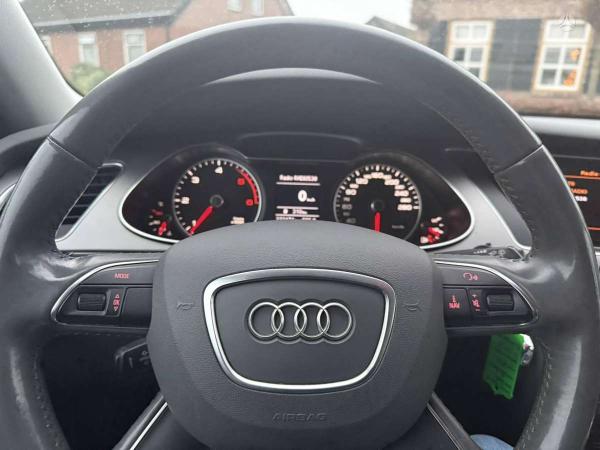 Black Audi Q3 2014 in Kaunas, with an engine capacity of 1.97 L and mileage of 295 thousand km for 13300 €, photo 1 on AUTOMOTO.COM.LV