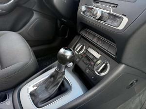 Melns Audi Q3 2014 Marijampole, ar dzinēja tilpumu 1.97 L un nobraukumu 299 tūkst. km par 9650 €, foto 19 vietnē AUTOMOTO.COM.LV