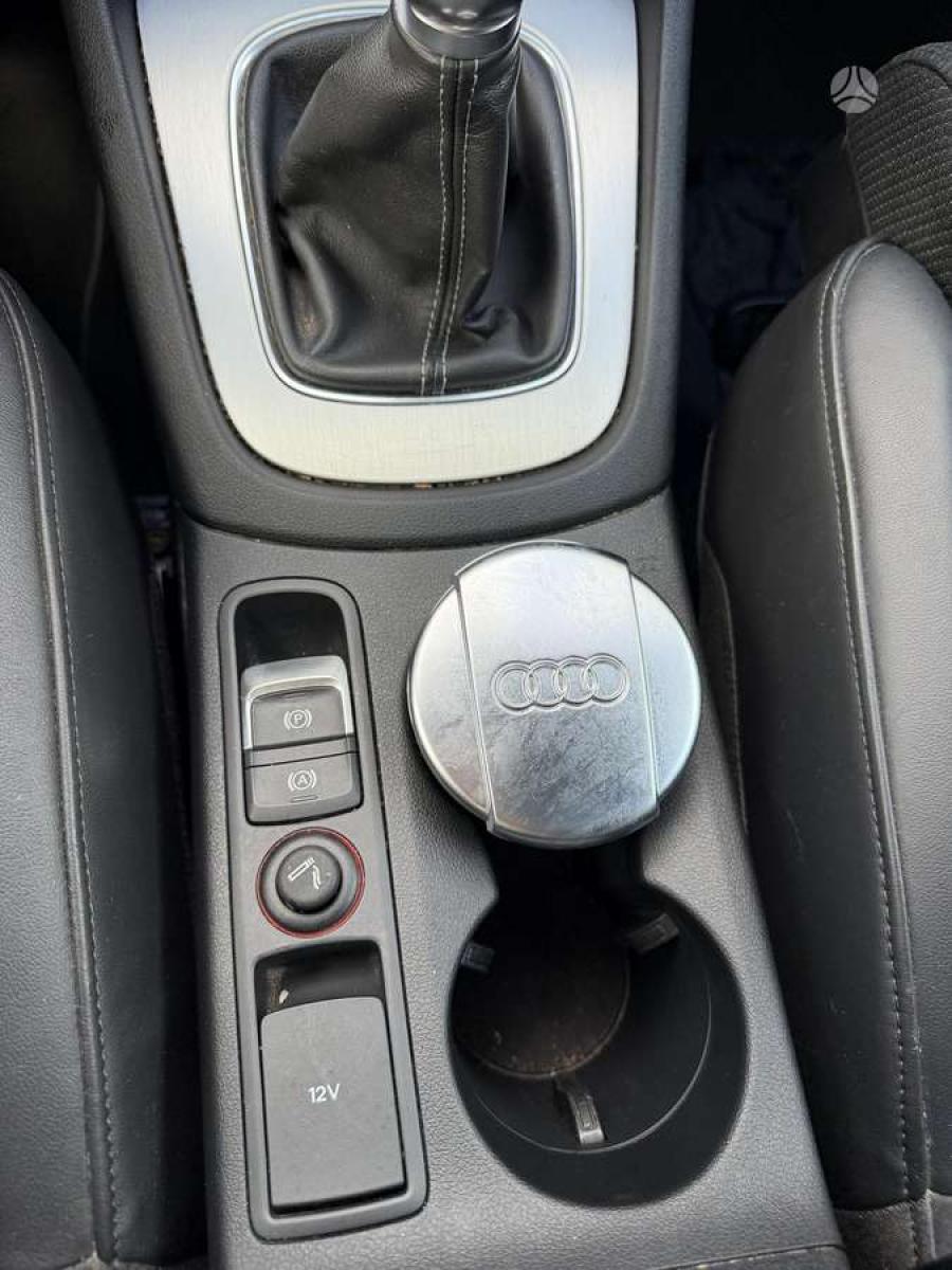 Black Audi Q3 2014 in Siauliai, with an engine capacity of 1.97 L and mileage of 289 thousand km for 10399 €, photo 19 on AUTOMOTO.COM.LV
