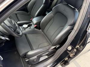 Black Audi Q3 2014 in Siauliai, with an engine capacity of 1.97 L and mileage of 289 thousand km for 10399 €, photo 22 on AUTOMOTO.COM.LV