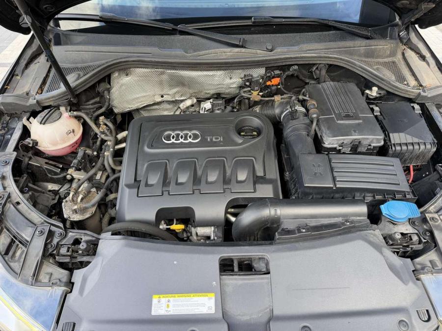 Black Audi Q3 2014 in Siauliai, with an engine capacity of 1.97 L and mileage of 289 thousand km for 10399 €, photo 32 on AUTOMOTO.COM.LV