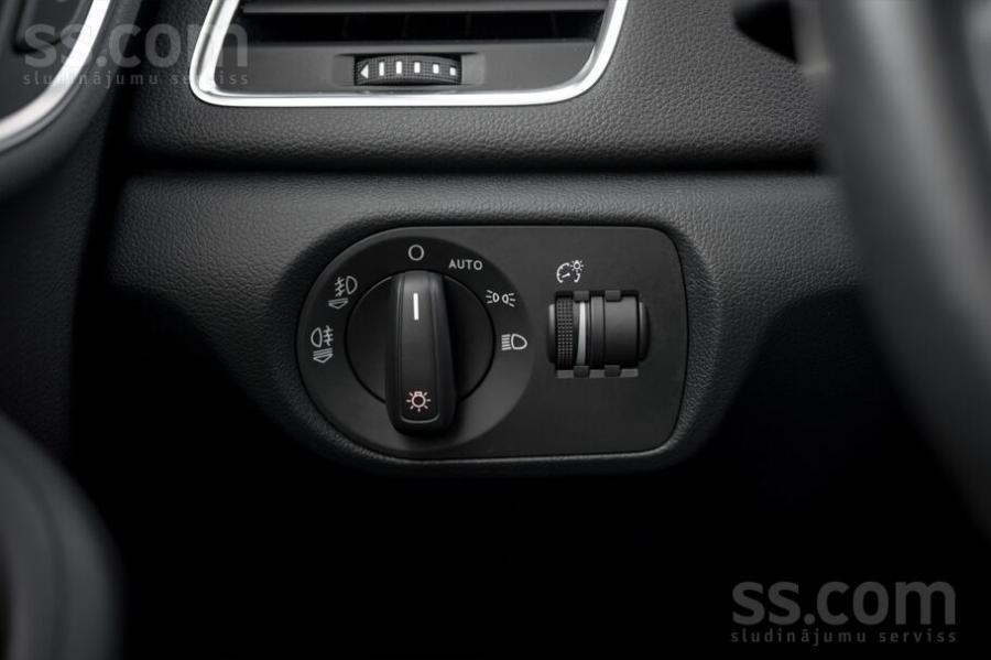 Melns Audi Q3 2014 Talsi, ar dzinēja tilpumu 2.00 L un nobraukumu 205 tūkst. km par 12550 €, foto 15 vietnē AUTOMOTO.COM.LV