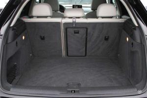 Black Audi Q3 2015 in Vilnius, with an engine capacity of 1.98 L and mileage of 226 thousand km for 8700 €, photo 10 on AUTOMOTO.COM.LV