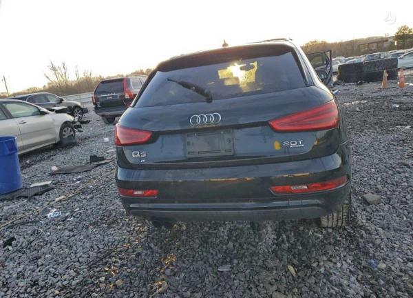 Black Audi Q3 2015 in Siauliai, with an engine capacity of 1.98 L and mileage of 178 thousand km for 5950 €, photo 3 on AUTOMOTO.COM.LV