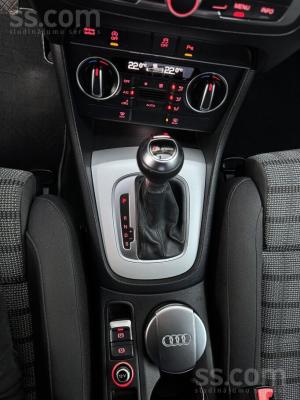 Black Audi Q3 2015 in Jelgava, with an engine capacity of 2.00 L and mileage of 218 thousand km for 12950 €, photo 26 on AUTOMOTO.COM.LV