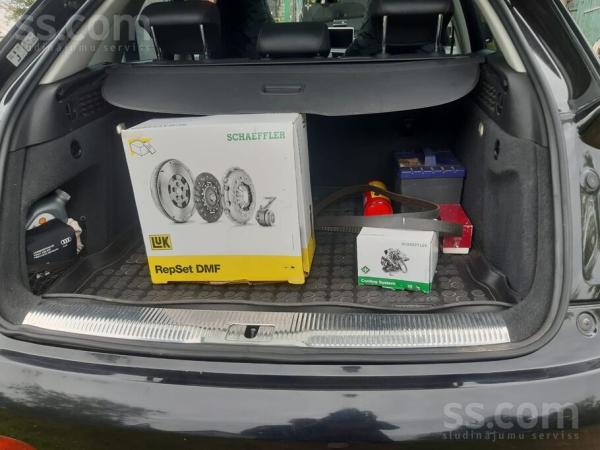 Melns Audi Q3 2015 Daugavpils, ar dzinēja tilpumu 2.00 L un nobraukumu 280 tūkst. km par 9990 €, foto 7 vietnē AUTOMOTO.COM.LV