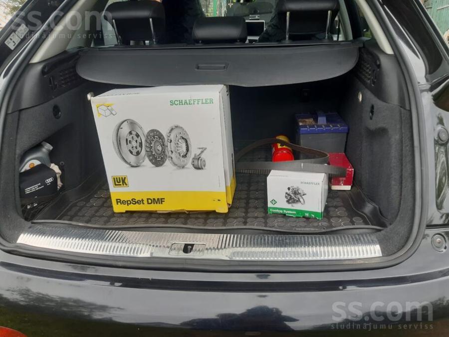 Black Audi Q3 2015 in Daugavpils, with an engine capacity of 2.00 L and mileage of 280 thousand km for 9990 €, photo 8 on AUTOMOTO.COM.LV
