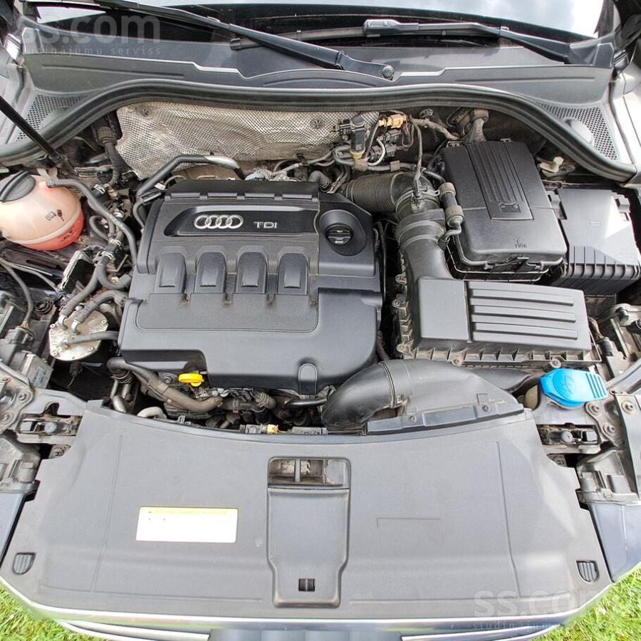 Black Audi Q3 2015 in Daugavpils, with an engine capacity of 2.00 L and mileage of 280 thousand km for 9990 €, photo 11 on AUTOMOTO.COM.LV