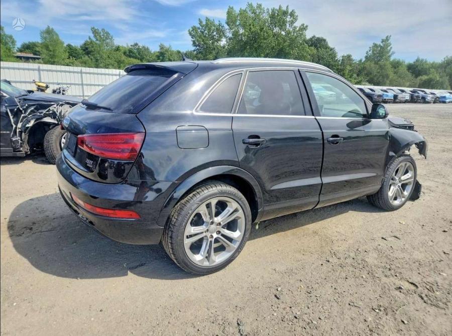 Black Audi Q3 2015 in Siauliai, with an engine capacity of 1.98 L and mileage of 133 thousand km for 6950 €, photo 4 on AUTOMOTO.COM.LV