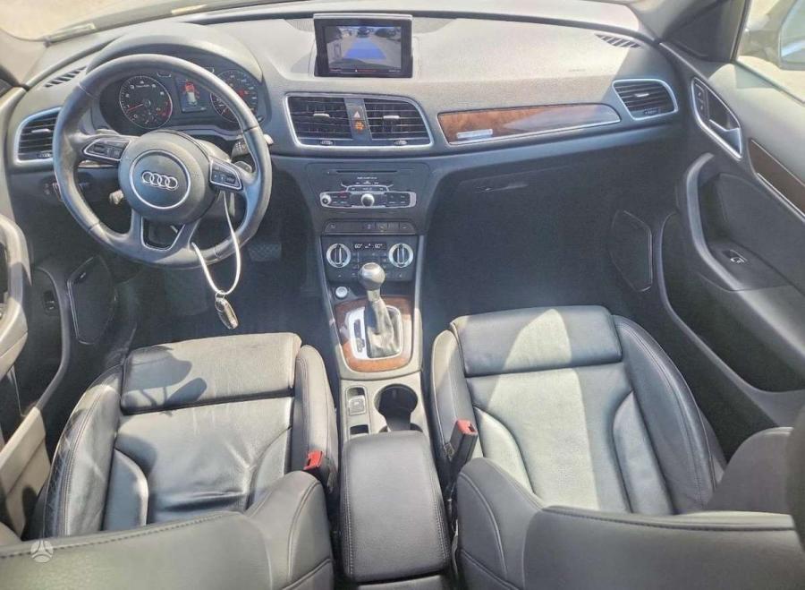 Black Audi Q3 2015 in Siauliai, with an engine capacity of 1.98 L and mileage of 133 thousand km for 6950 €, photo 10 on AUTOMOTO.COM.LV