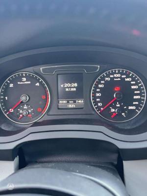 Black Audi Q3 2015 in Kaunas, with an engine capacity of 1.97 L and mileage of 252 thousand km for 11500 €, photo 7 on AUTOMOTO.COM.LV