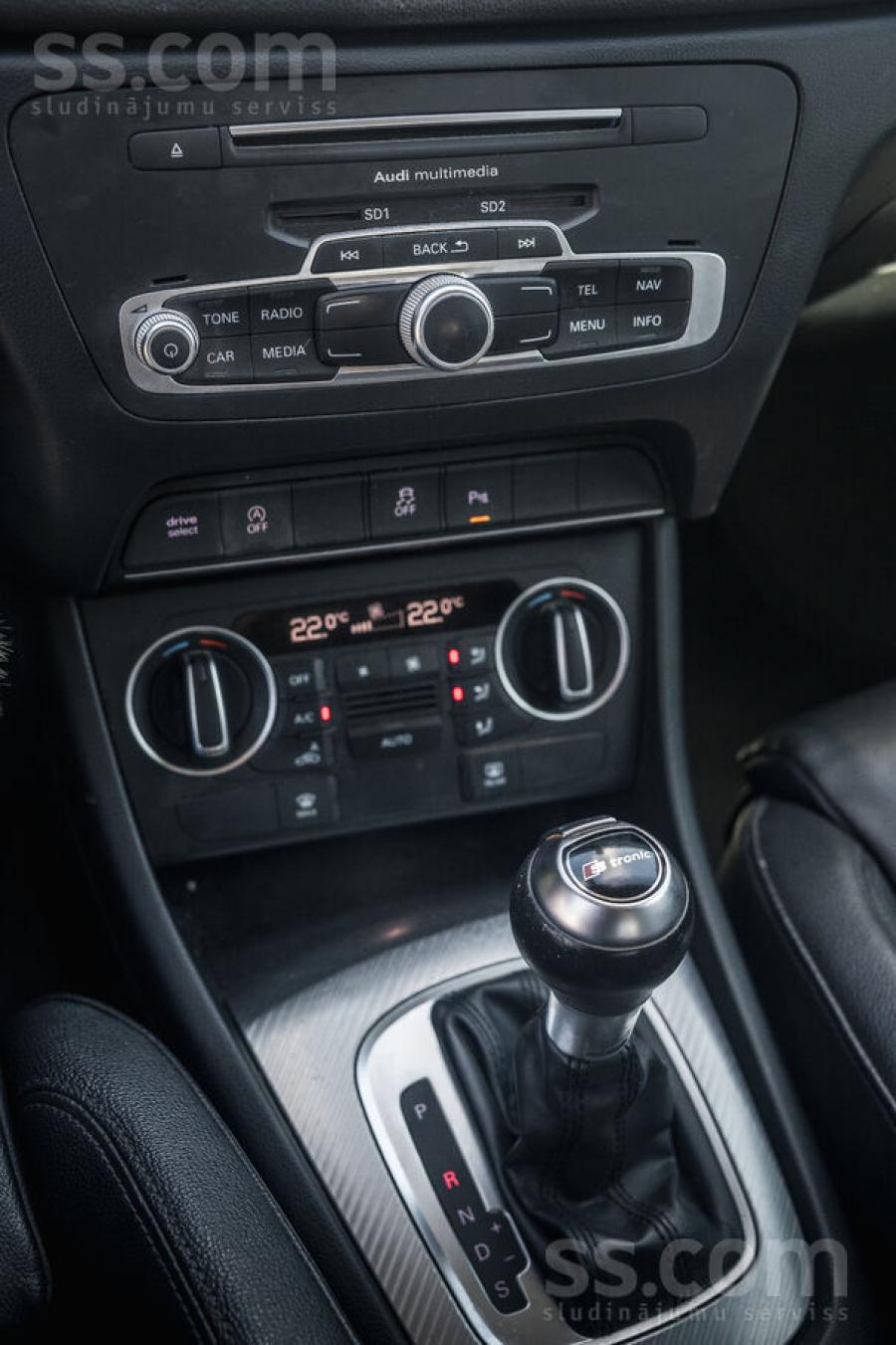Black Audi Q3 2015 in Riga, with an engine capacity of 2.00 L and mileage of 260 thousand km for 12600 €, photo 10 on AUTOMOTO.COM.LV