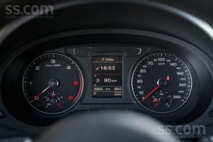 Black Audi Q3 2015 in Riga, with an engine capacity of 2.00 L and mileage of 260 thousand km for 12600 €, photo 12 on AUTOMOTO.COM.LV