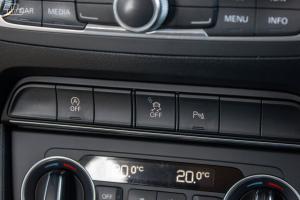 Black Audi Q3 2015 in Kaunas, with an engine capacity of 1.40 L and mileage of 216 thousand km for 13200 €, photo 17 on AUTOMOTO.COM.LV