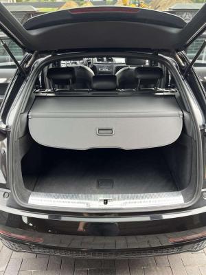 Black Audi Q3 2015 in Varena, with an engine capacity of 1.97 L and mileage of 251 thousand km for 13990 €, photo 12 on AUTOMOTO.COM.LV