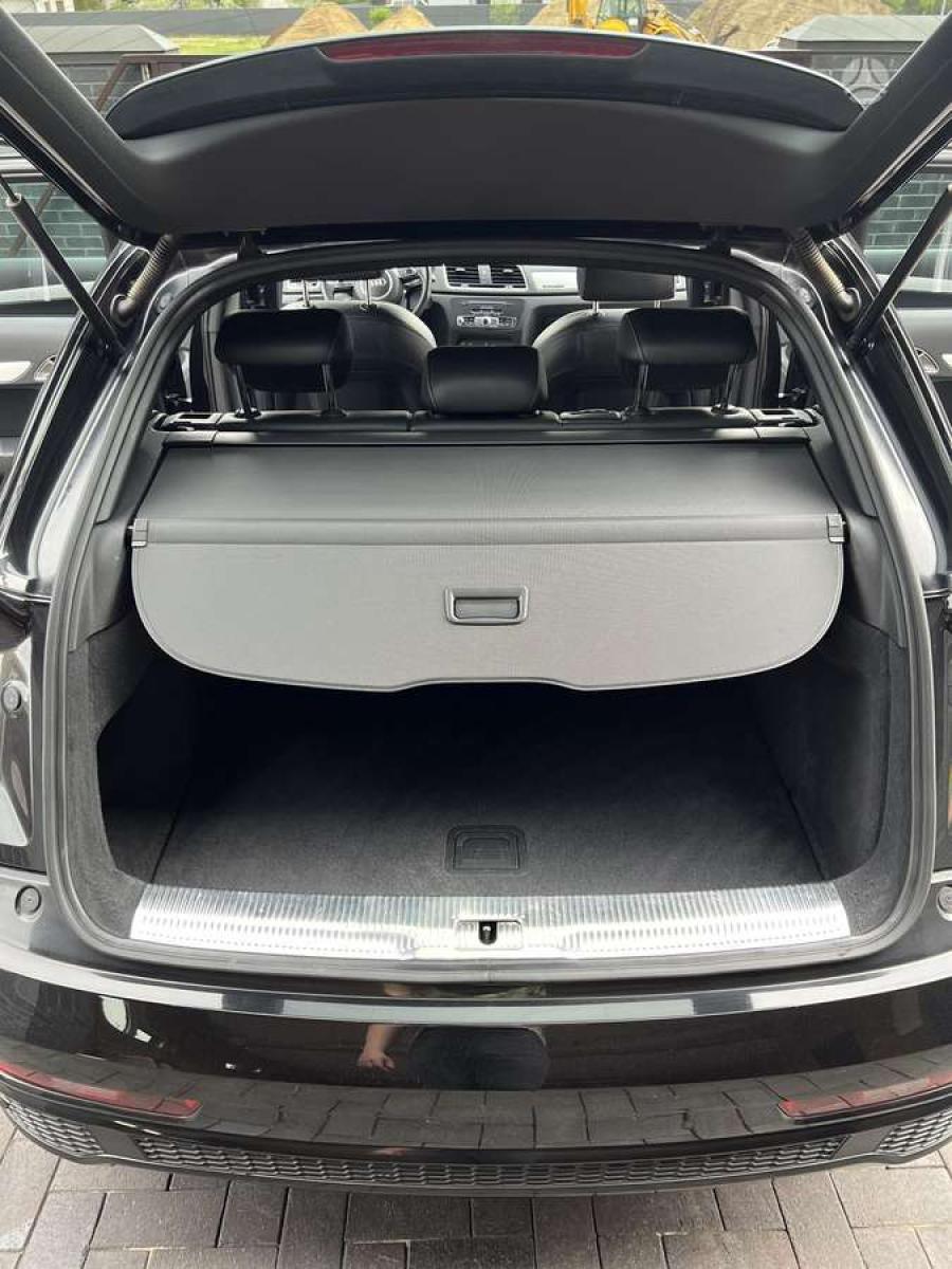 Black Audi Q3 2015 in Varena, with an engine capacity of 1.97 L and mileage of 251 thousand km for 13990 €, photo 12 on AUTOMOTO.COM.LV