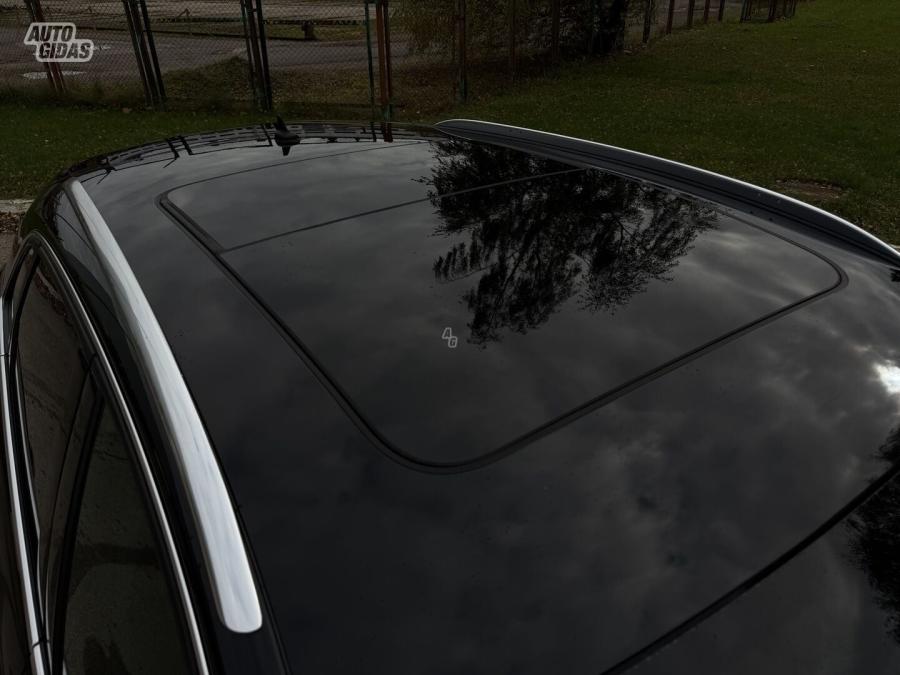 Black Audi Q3 2015 in Rokiskis, with an engine capacity of 2.00 L and mileage of 415 thousand km for 7950 €, photo 19 on AUTOMOTO.COM.LV