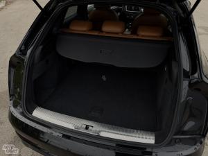 Black Audi Q3 2015 in Rokiskis, with an engine capacity of 2.00 L and mileage of 415 thousand km for 7950 €, photo 29 on AUTOMOTO.COM.LV