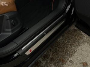 Black Audi Q3 2015 in Rokiskis, with an engine capacity of 2.00 L and mileage of 415 thousand km for 7950 €, photo 30 on AUTOMOTO.COM.LV