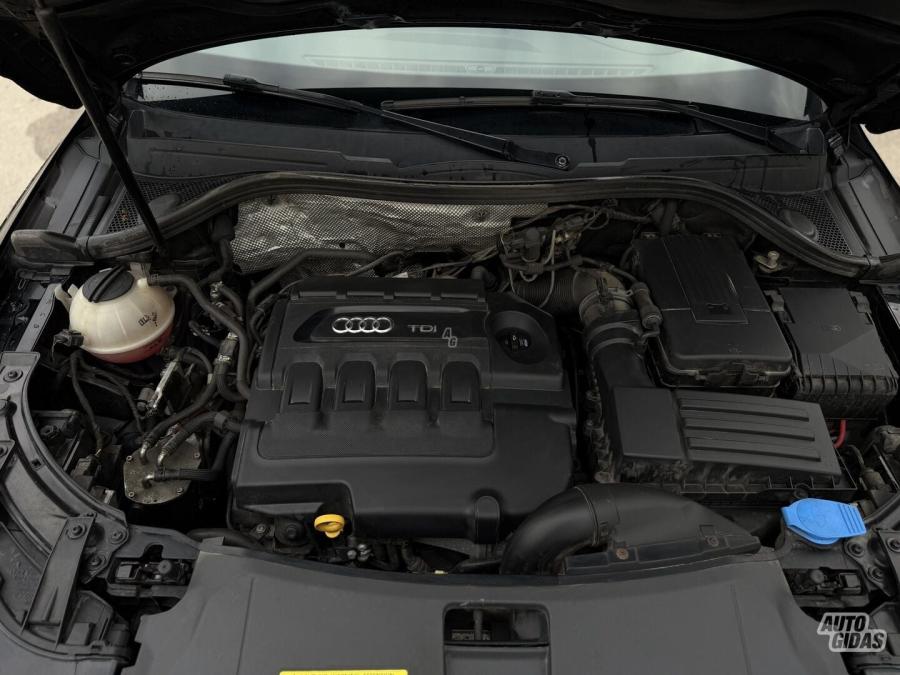 Black Audi Q3 2015 in Rokiskis, with an engine capacity of 2.00 L and mileage of 415 thousand km for 7950 €, photo 45 on AUTOMOTO.COM.LV