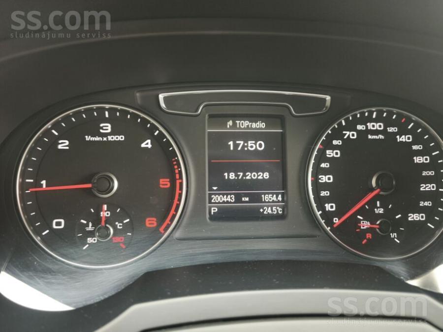 Black Audi Q3 2016 in Riga, with an engine capacity of 2.00 L and mileage of 200 thousand km for 14200 €, photo 17 on AUTOMOTO.COM.LV
