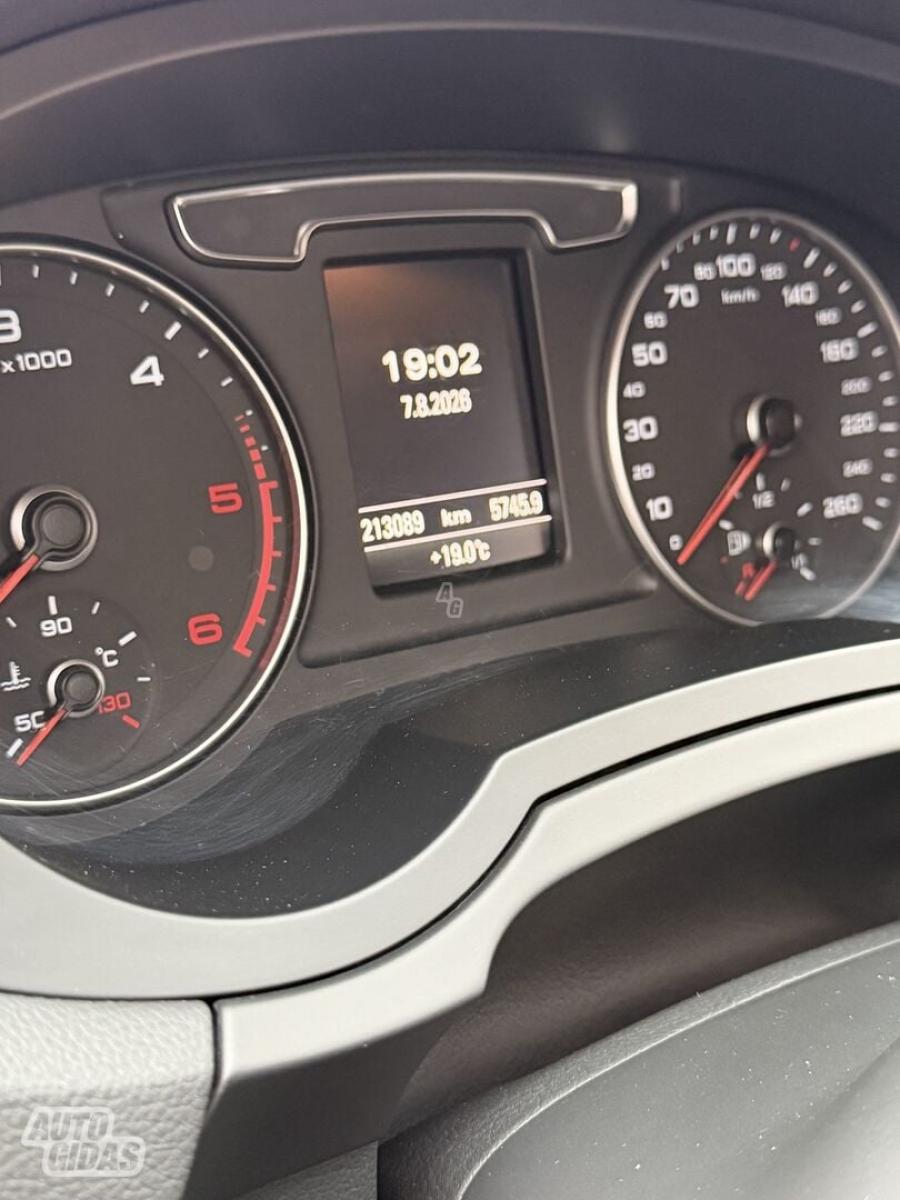 Black Audi Q3 2016 in Klaipeda, with an engine capacity of 2.00 L and mileage of 213 thousand km for 13900 €, photo 11 on AUTOMOTO.COM.LV