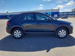 Black Audi Q3 2016 in Kaunas, with an engine capacity of 2.00 L and mileage of 218 thousand km for 11950 €, photo 15 on AUTOMOTO.COM.LV