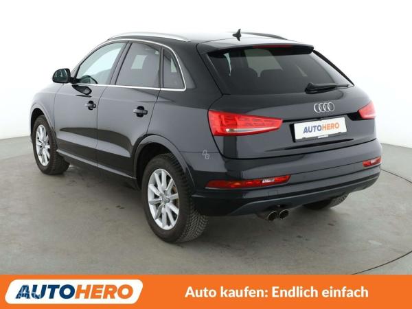 Black Audi Q3 2017 in Kaunas, with an engine capacity of 1.40 L and mileage of 76 thousand km for 22688 €, photo 4 on AUTOMOTO.COM.LV