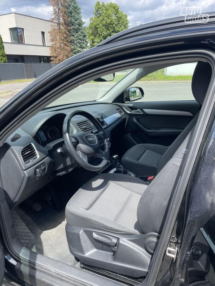 Melns Audi Q3 2017 Kauņa, ar dzinēja tilpumu 1.40 L un nobraukumu 174 tūkst. km par 14000 €, foto 7 vietnē AUTOMOTO.COM.LV