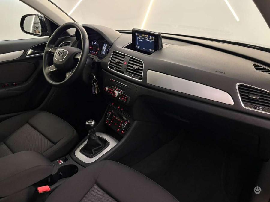 Black Audi Q3 2017 in Marijampole, with an engine capacity of 1.97 L and mileage of 212 thousand km for 11350 €, photo 23 on AUTOMOTO.COM.LV
