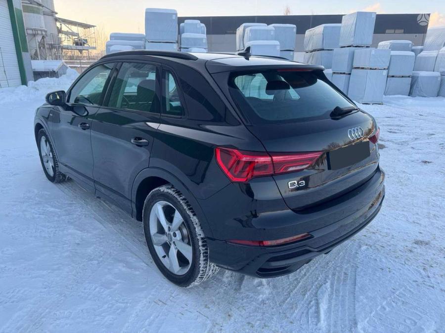 Black Audi Q3 2019 in Kaunas, with an engine capacity of 2.00 L and mileage of 225 thousand km for 19300 €, photo 2 on AUTOMOTO.COM.LV