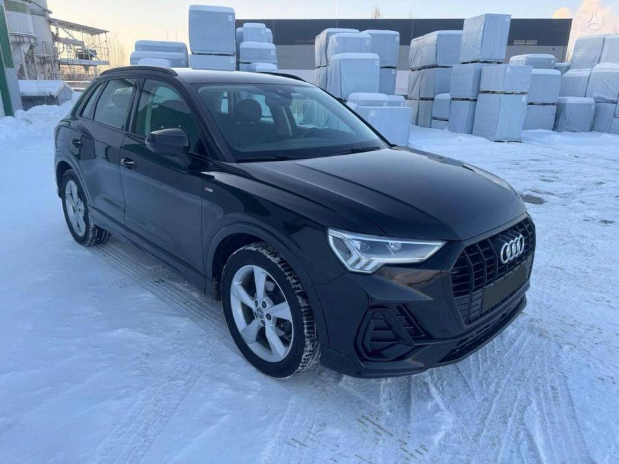 Black Audi Q3 2019 in Kaunas, with an engine capacity of 2.00 L and mileage of 225 thousand km for 19300 €, photo 3 on AUTOMOTO.COM.LV