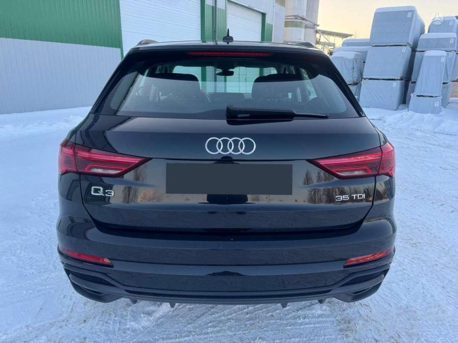 Black Audi Q3 2019 in Kaunas, with an engine capacity of 2.00 L and mileage of 225 thousand km for 19300 €, photo 6 on AUTOMOTO.COM.LV