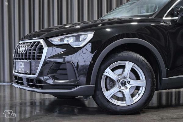 Melns Audi Q3 2019 Marijampole, ar dzinēja tilpumu 2.00 L un nobraukumu 270 tūkst. km par 16750 €, foto 6 vietnē AUTOMOTO.COM.LV
