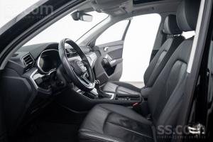 Black Audi Q3 2019 in Tallinn, with an engine capacity of 1.50 L and mileage of 128 thousand km for 19900 €, photo 9 on AUTOMOTO.COM.LV
