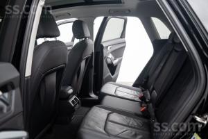 Black Audi Q3 2019 in Tallinn, with an engine capacity of 1.50 L and mileage of 128 thousand km for 19900 €, photo 10 on AUTOMOTO.COM.LV
