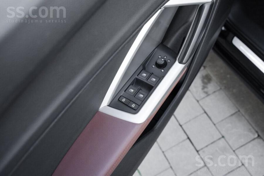Black Audi Q3 2019 in Riga, with an engine capacity of 2.00 L and mileage of 103 thousand km for 26700 €, photo 9 on AUTOMOTO.COM.LV
