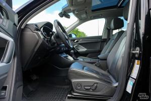 Black Audi Q3 2020 in Marijampole, with an engine capacity of 2.00 L and mileage of 65 thousand km for 24950 €, photo 28 on AUTOMOTO.COM.LV