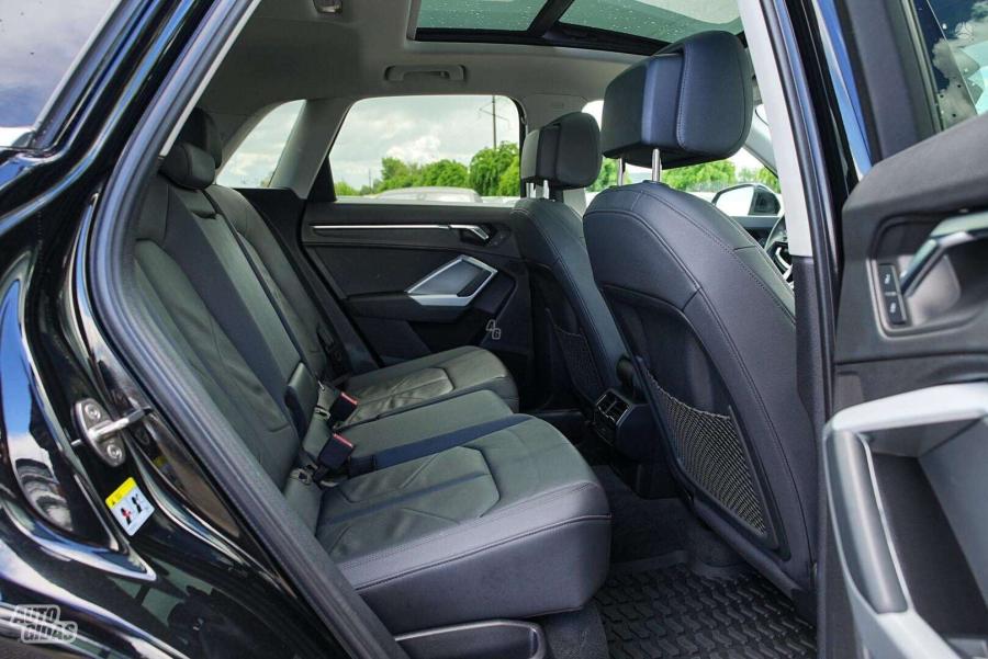 Black Audi Q3 2020 in Marijampole, with an engine capacity of 2.00 L and mileage of 65 thousand km for 24950 €, photo 36 on AUTOMOTO.COM.LV