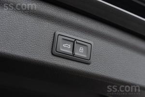 Melns Audi Q3 2020 Rīga, ar dzinēja tilpumu 2.00 L un nobraukumu 110 tūkst. km par 28150 €, foto 31 vietnē AUTOMOTO.COM.LV