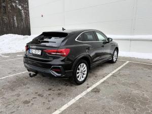 Black Audi Q3 2020 in Riga, with an engine capacity of 2.00 L and mileage of 69 thousand km for 22900 €, photo 7 on AUTOMOTO.COM.LV