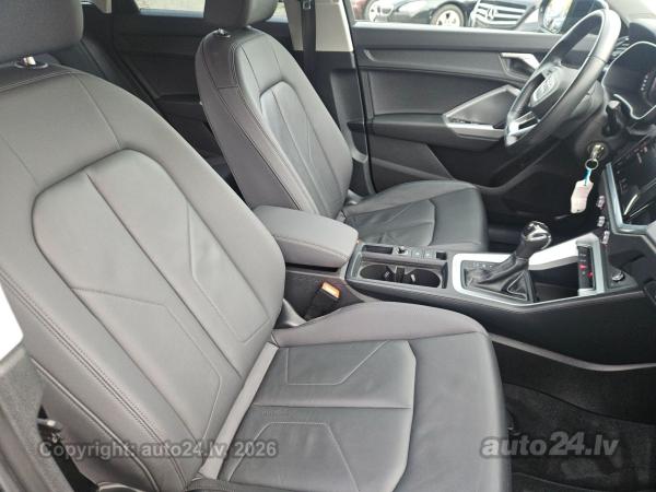 Audi Q3 2020 Tartu vietnē Melns Audi Q3 2020 Tartu, ar dzinēja tilpumu 2.00 L un nobraukumu 190 tūkst. km par 22950 €, foto 11 vietnē AUTOMOTO.COM.LV