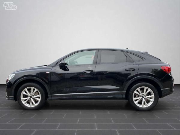 Black Audi Q3 2021 in Kaunas, with an engine capacity of 2.00 L and mileage of 71 thousand km for 33209 €, photo 8 on AUTOMOTO.COM.LV