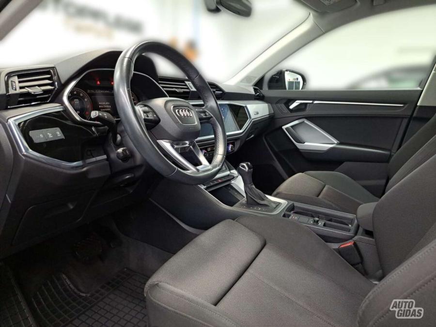 Black Audi Q3 2021 in Kaunas, with an engine capacity of 1.50 L and mileage of 66 thousand km for 32690 €, photo 10 on AUTOMOTO.COM.LV